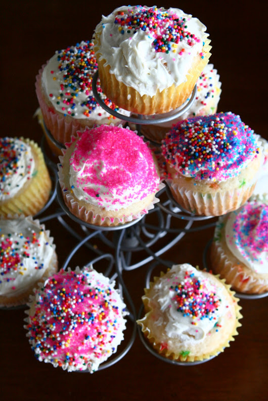 Cupcake party | Life is Beautiful